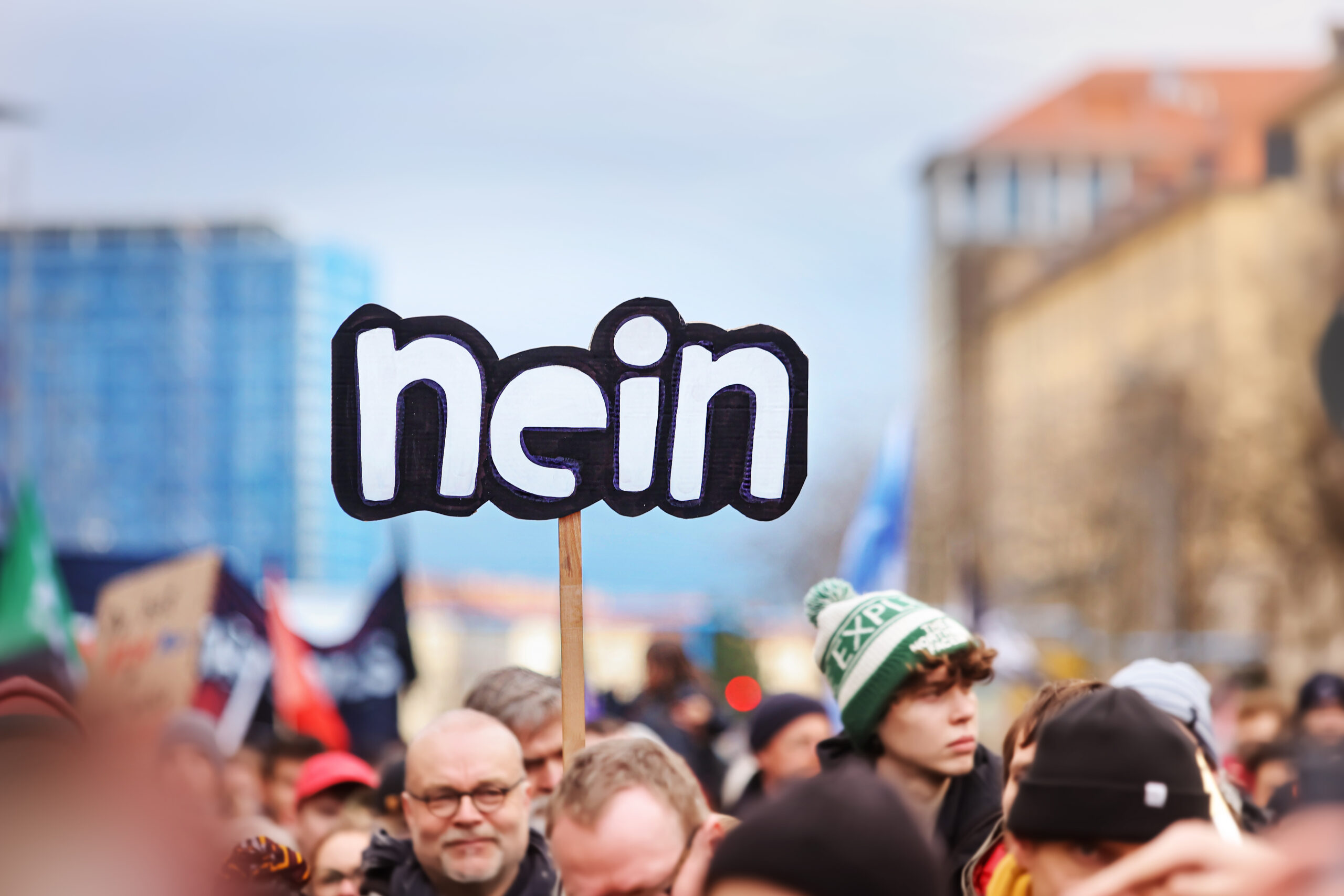 Die Brandmauer bauen - Campusrauschen